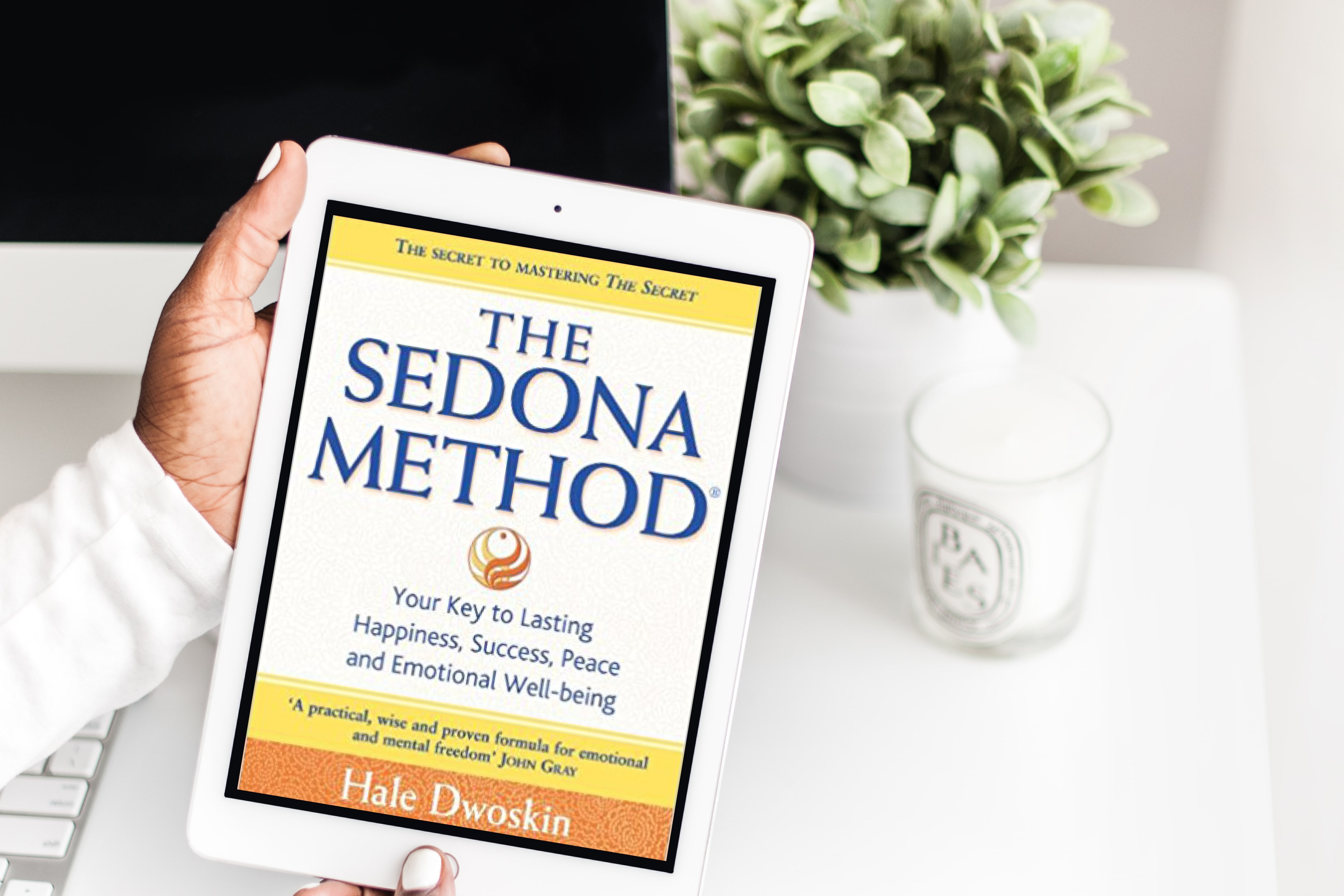 [ToMo] Những Cuốn Sách Hay Nhất Giúp Bạn Hiểu Được Cảm Xúc Của Mình - YBOX